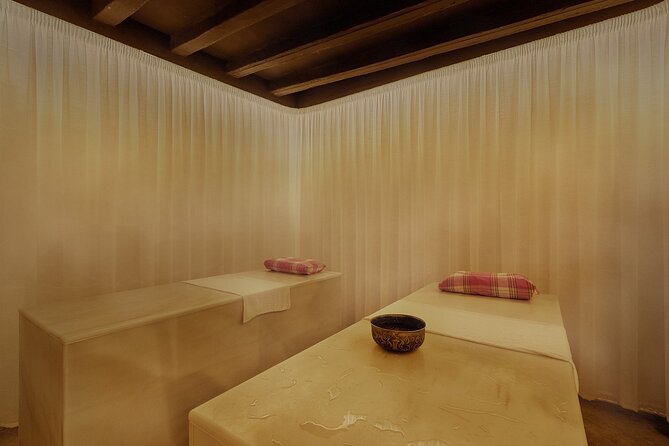 Small-Group Arab Bath Experience in Hammam Al Ándalus Palma - FAQs