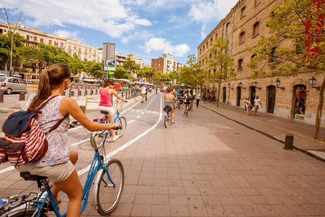Tapas Bike Tour Barcelona - Why the Small Group Matters