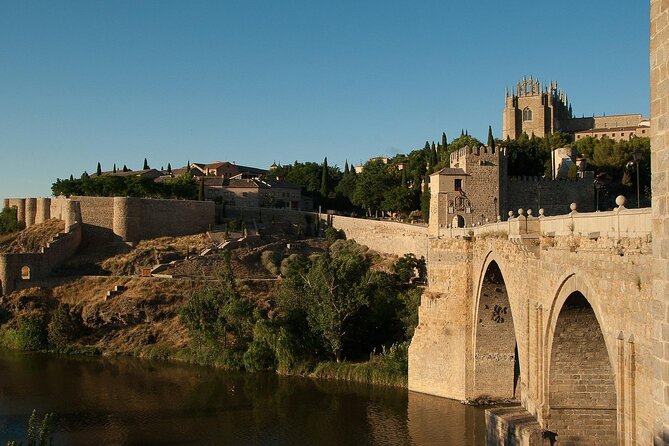 Toledo Panoramic! from Madrid with Transportation and Panoramic Tour - Transportation and Group Size