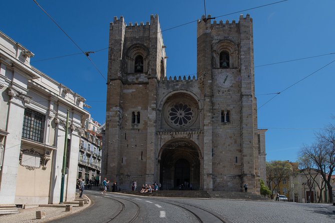 Tour in Lisbon with visit to Belem, Cristo Rei and Pillar 7 Reality Experience - Who Is This Tour Best For?