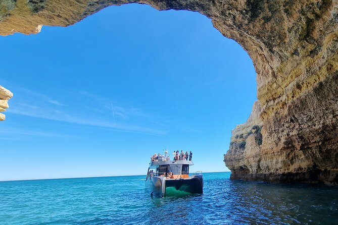 Tour to Benagil Caves and Coastline in Albufeira - Who This Tour Suits Best