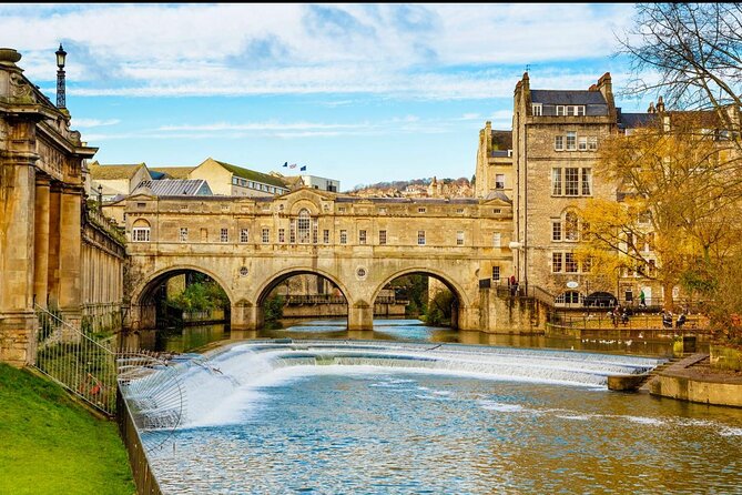 VIP Private Full-Day Tour: London to Cotswolds, Bath & Stonehenge - The Sum Up