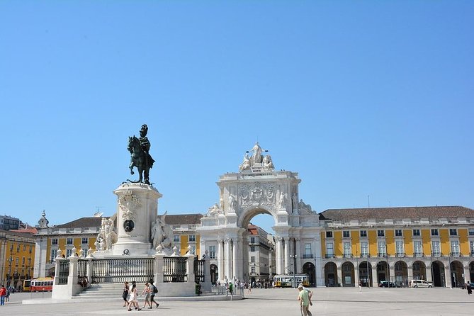 VIP-walking-Tour - Lisbon with your private - in German - Who Is This Tour Best For?