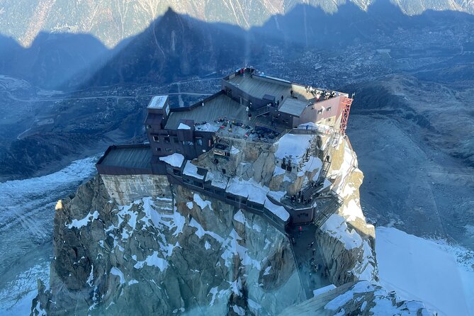 Visit the Aiguille du Midi in Chamonix, with a private guide - Authenticity and Authentic Experiences
