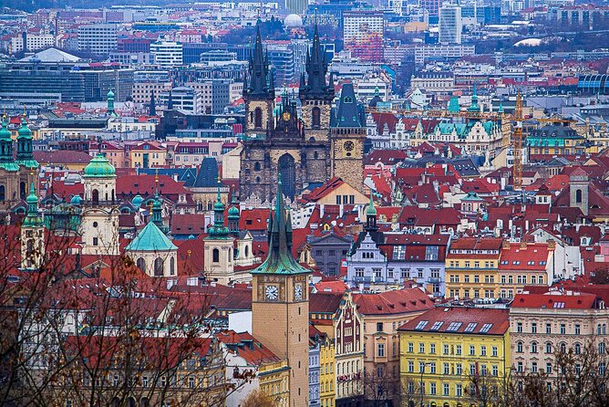 Walking through ages: 11th to 21st century, Prague flavoured - Authentic insights from reviews