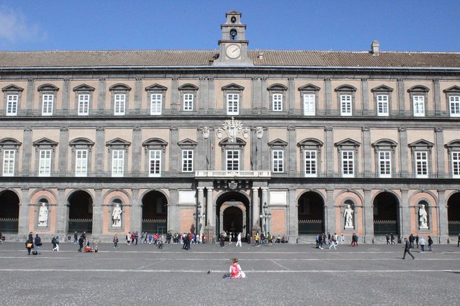 Walking Tour In The Historic Center Of Naples. Private Tour - Exploring the Decumani District