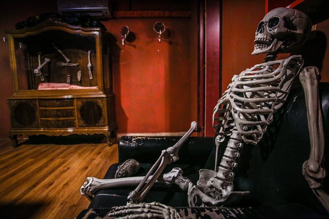 Xcape Room Bcn: Corpse Gallery Escape Room Barcelona - FAQ