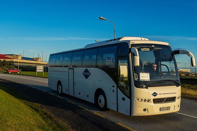 Airport Express Shared Departure Transfer from Reykjavik Hotels to Keflavik Airport - Who Is This Transfer Best Suited For?