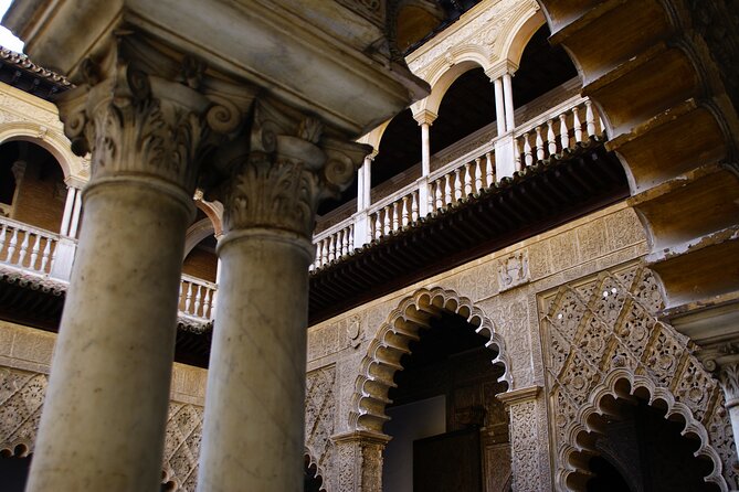 Alcazar & Santa Cruz Neighborhood Exclusive Group, max. 9 guests - Who Should Consider This Tour?