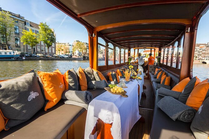 Amsterdam Small-Group Bike Tour With Canal Cruise, Drinks, Cheese - The Value of This Tour