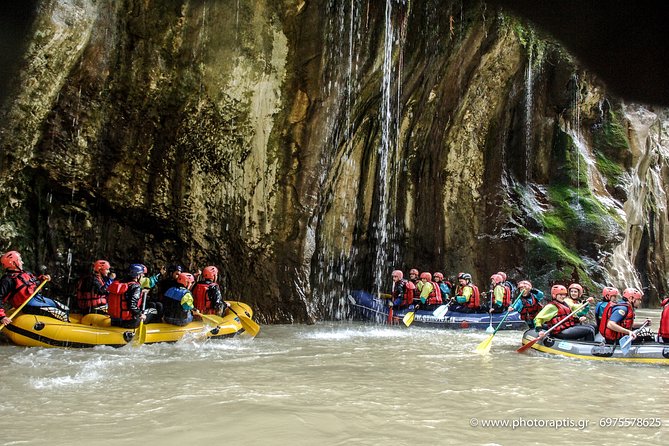Arachthos white water river Rafting: Plaka's Bridge- Tzari - The Guides: Knowledge and Reassurance
