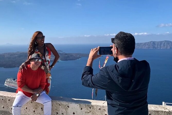 Around Santorini - Semi Private Tour - FAQ