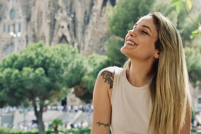 Barcelona Sightseeing by Bike with Photo Shooting and Tapas - Authentic Experiences and Testimonials