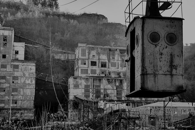 Chiatura. Soviet Past in the present. + Katskhi pillar - FAQ