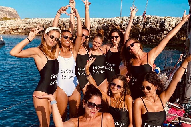 Esclusive Sailing Cruise in Siracusa lunch inclusive - FAQ