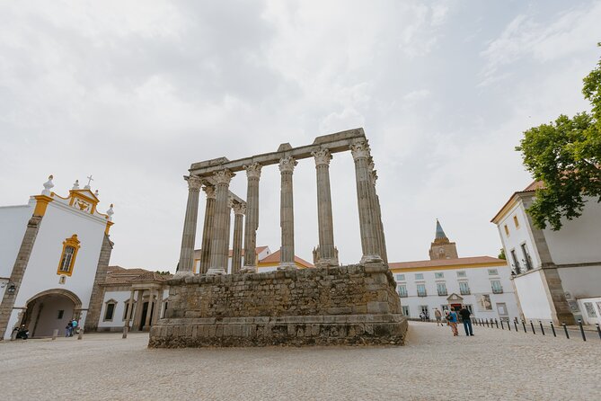 Évora, medieval village Monsaraz & Wine Tasting - FAQ – Your Practical Questions Answered