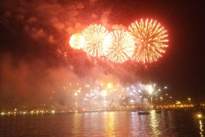 Fireworks and Open Bar in New Year's Eve Cruise in Lisbon - Who Will Enjoy This Tour?