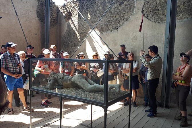 Guided Visit of Pompei and Mount Vesuvius Tour with Pizza Lunch - The Pizza Lunch: A Taste of Italy