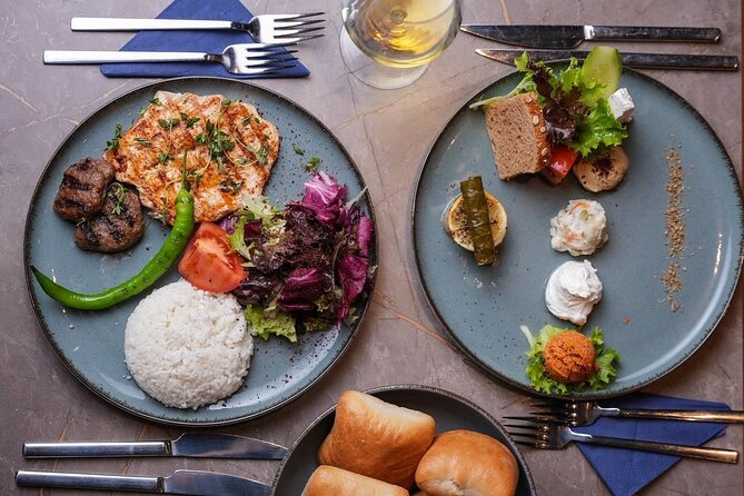 Half Day Sunset Luxury Yacht Dinner Cruise Tour in Istanbul - Service and Overall Quality