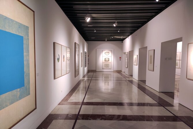 Hospital de Los Venerables: Seville Private Guided Tour - FAQ