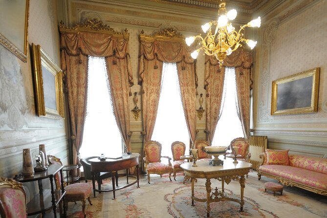 Istanbul Bites and Sights : Mosques, Markets & Ferry to Asia - FAQs