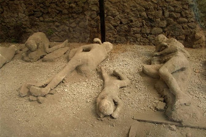 Mt Vesuvius and Pompeii Tour by Bus from Sorrento - Returning to Sorrento: Rest and Reflection