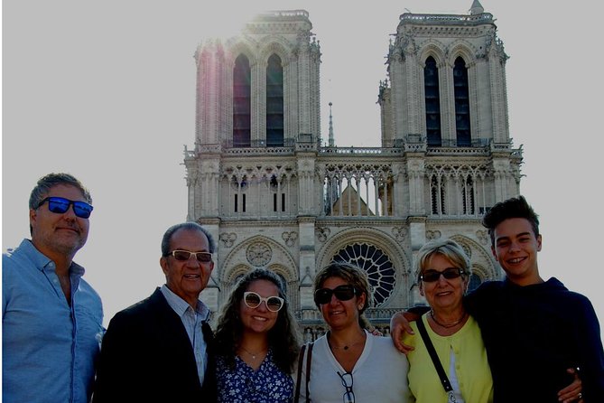 Notre Dame, Ste Chapel, Louvre, Montmartre, Eiffel Tower Private - FAQs