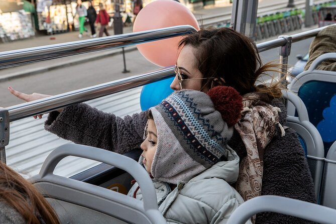 Paris Tootbus Kids Tour Sightseeing Live Guided Tour - FAQs