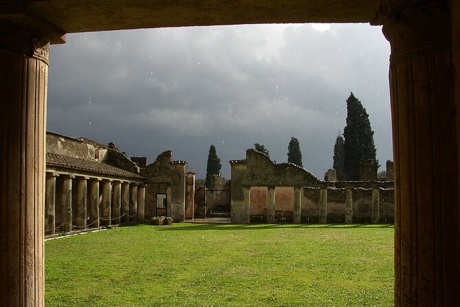 Positano, Amalfi and Pompeii in a Day Tour From Sorrento - FAQ