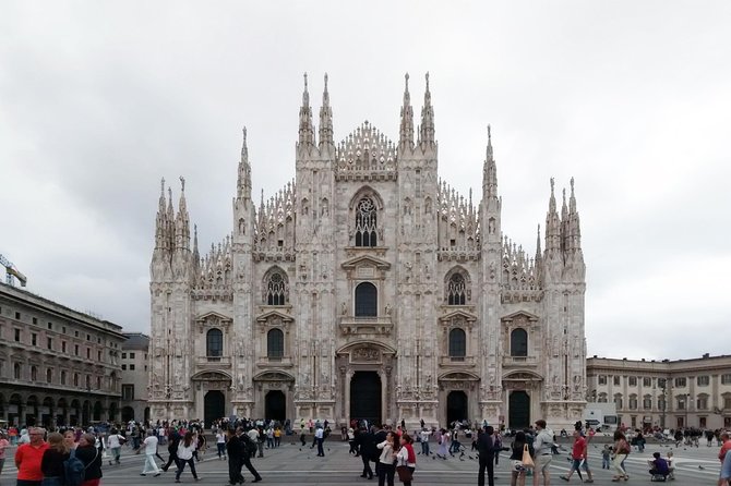 Private 4-Hour City Tour of Milan with Hotel Pick-up and drop off - FAQ
