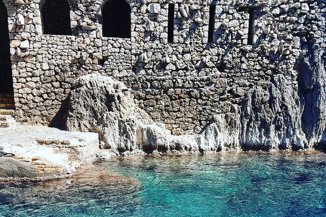 Private boat excursion to Capri from Sorrento - 7 hours - Enjoying Capri’s Symbolic Spots