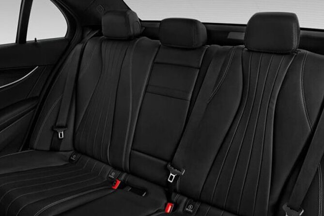 Private Departure Valencia City to Valencia Airport VLC by Sedan - Itinerary and Experience Breakdown