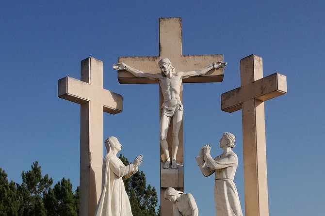 Private Experience Óbidos Nazaré and Fátima or Aveiro and Óbidos - FAQs