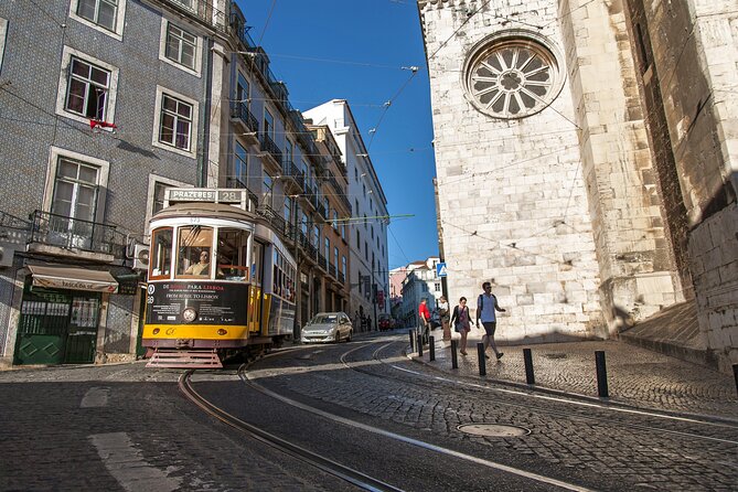 Private Tour: Historical Lisbon and Sintra Essence 8H - Who Will Love This Tour?