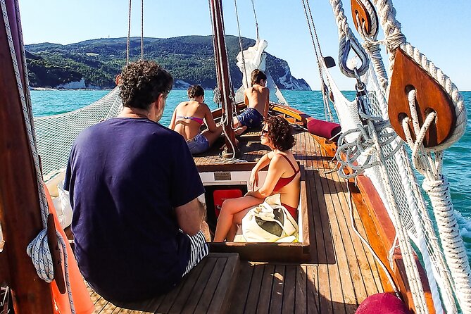 Private Traditional Sailboat Tour of the Conero Riviera - FAQ