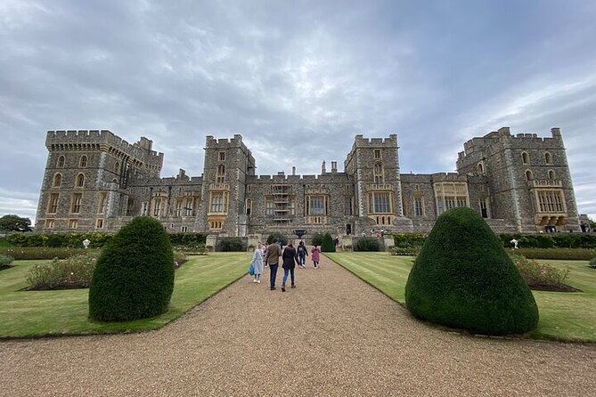 Private Windsor Castle and Stonehenge Day Tour - Real Travelers’ Perspectives