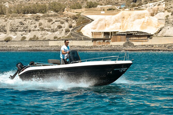 Rent a Boat with 30/50hp Engine in Santorini without a License - FAQ