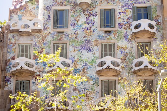 Sagrada Familia and Barcelona Highlights: Private Guided 4-Hour Driving Tour - Final Thoughts