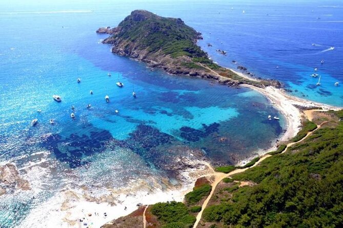 Saint Tropez Full Day Private Yacht Charter on our Pershing 45 - Practical Tips for Your Yacht Day