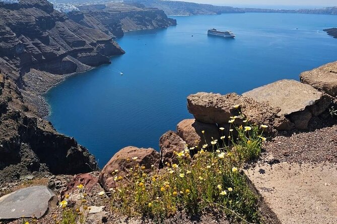 Santorini Excursion -Unforgettable Memories - The Ancient Stories of Akrotiri
