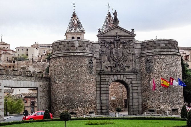 Segovia, Avila & Toledo: Small Group Guided Tour from Madrid - FAQ