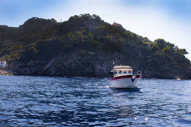 Shared capri tour ,swimming and visit of many caves - The Sum Up: Who Should Consider This Tour?