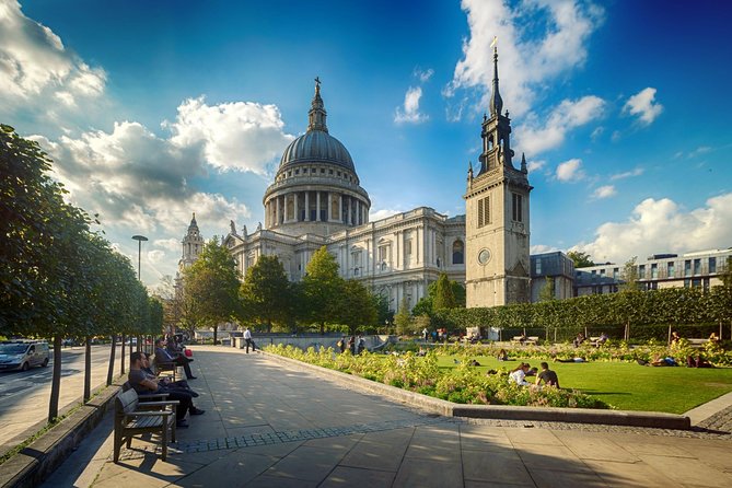St Paul's Cathedral Admission Ticket - The Crypts and Cultural Significance