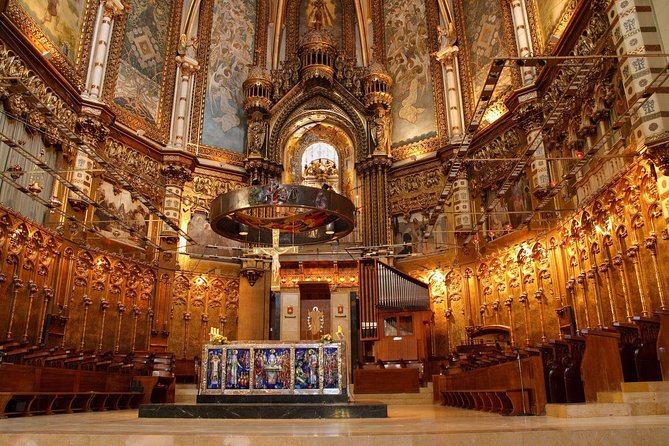 Transfer to Montserrat Monastery from Barcelona - Authentic Experiences and Highlights