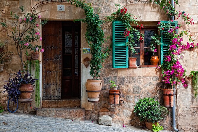 Visit Palma and Valldemossa - Price and Value