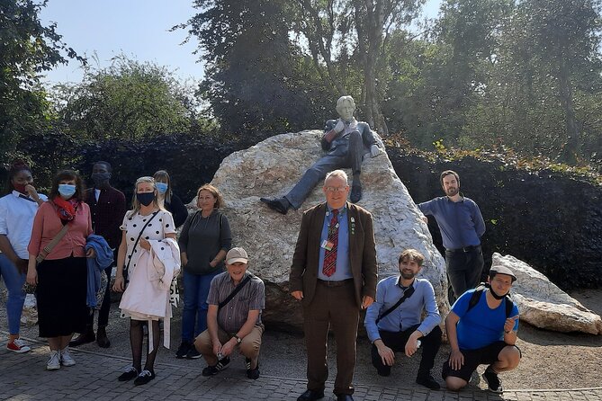 Walking tour in Merrion Square Park - Dublin Rogues Tour - The Sum Up: Is It Worth Your Time?