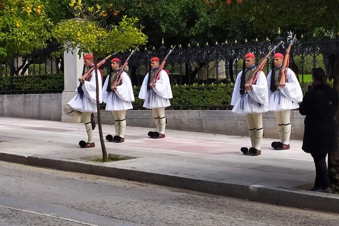 All-Day tour:Discover the most famous sites of Athens and Ancient Corinth - FAQ