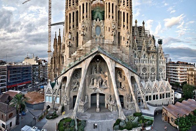 Barcelona Bike Tour: Sagrada Familia , Olympic Port & City Sights - FAQs