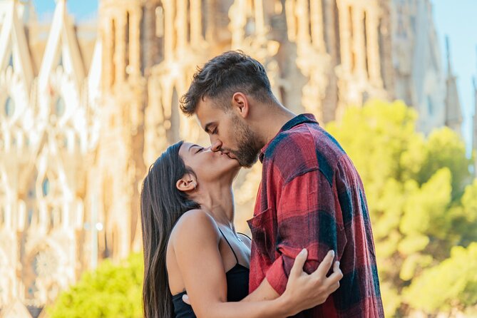 Barcelona : Private Photoshoot Outside Sagrada Familia - Authentic Experiences and Genuine Feedback