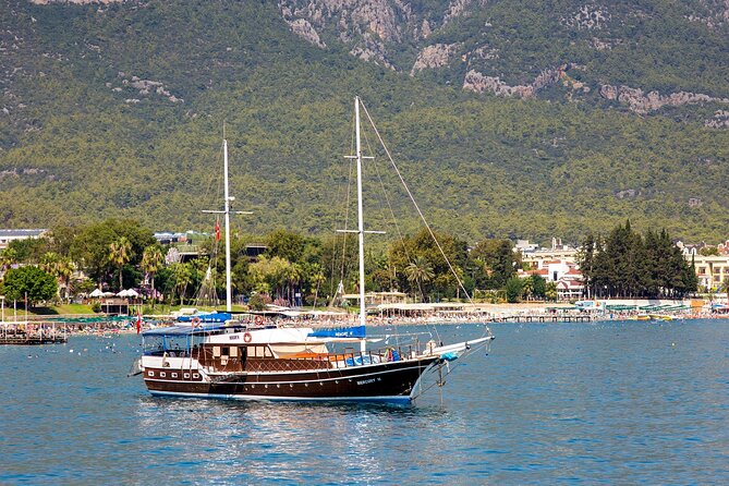 Bodrum Private Boat Trip - The Experience of the Crew and Service